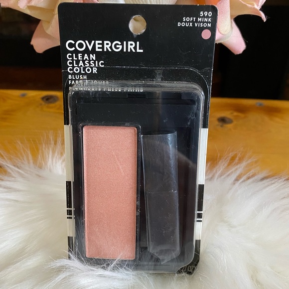 COVERGIRL | Makeup | Covergirl Clean Classic Color | Poshmark